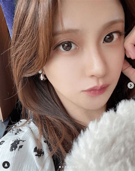 「岩ちゃんじゃない」トップ芸能人7人の元カノ・小澤美里、結婚発表から1週間後の“旦那匂わせ”にファン激震「まさかの」「期待を裏切られた