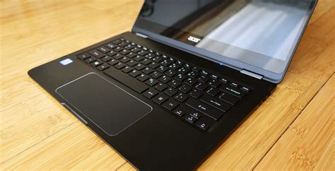 Acer Spin Sp Review Ultra Slim Convertible With Fanless Hardware