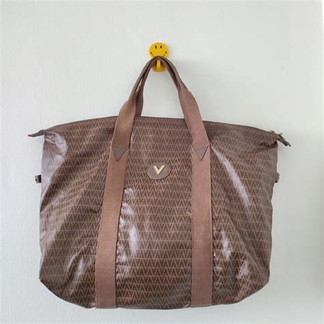 Valentino Khongdee Hand Thaipick