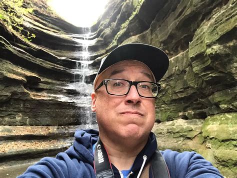 California Music Store Featured In Waynes World To Close