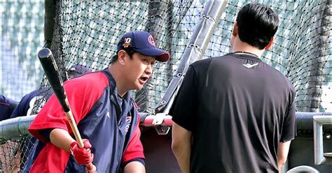 Lg 트윈스 일일 타격코치로 나선 이대호 이렇게 하면 홈런 칠 수 있어 [송일섭의 공작소]