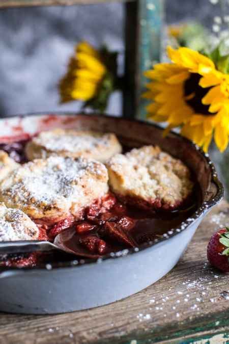20 Incredible Cast Iron Skillet Dessert Recipes