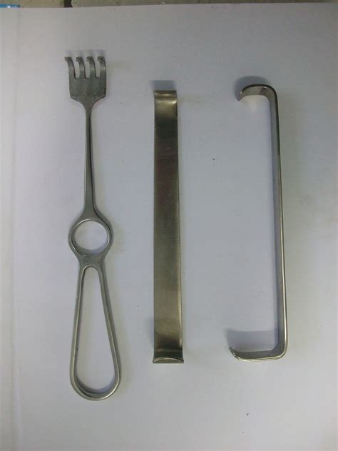 ТЕРИТОРІЯ ЗНАНЬ Онлайн змагання «Хірургічні інструменти