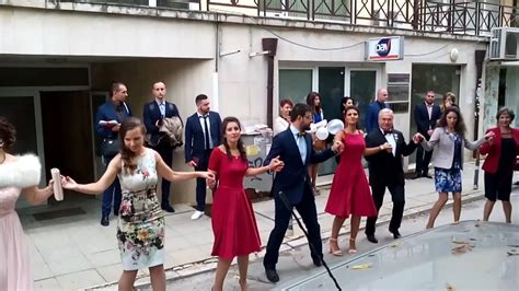 И пак веселба със сватбари музика и хорА Оркестър за извеждане на