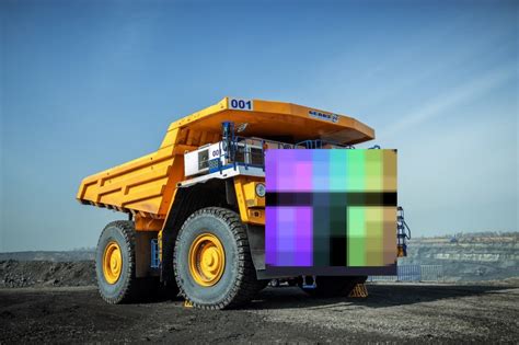 Создать мем "белаз 75320, белаз белаз из лего, самосвал белаз ...