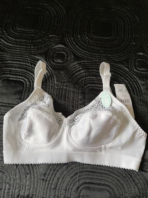 Бюстгальтер — ціна 250 грн у каталозі Бюстгальтери Купити жіночі речі за доступною ціною на Шафі
