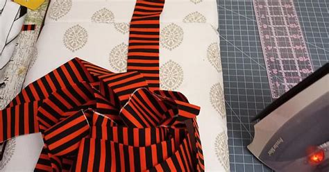 Finishing My Table Runner Made My Own Binding For The First Time