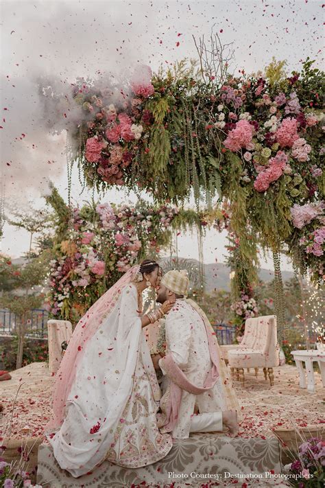 Disha Jasani And Parth Dharia Ramee Royal Resorts And Spa Udaipur