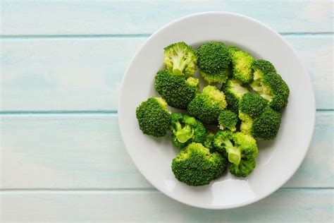 How To Store Broccoli So It Stays Green And Crisp