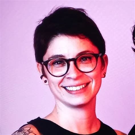 Pâmela Peralta Peralta Pamela • Threads Say More