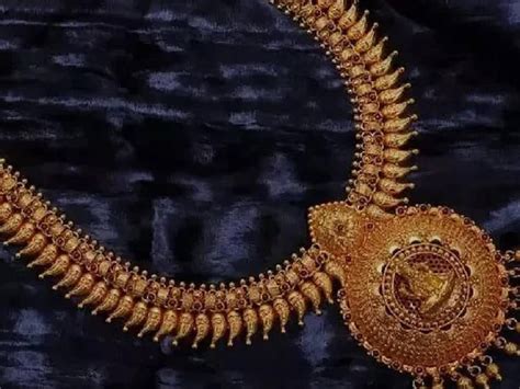 Latest Gold Silver Rate Today 19th Spetember 2023 Know Gold Price In