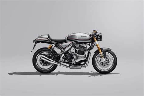 Norton Commando 961 Se Review And Specs Devitt
