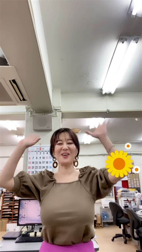 竹中知華さんのインスタグラム動画 竹中知華Instagram 華華天国 明日のコーナー 華天なんでもランキング 沖縄市の