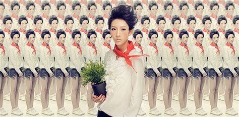 红领巾 三道杠 没错！就是young Pioneer！ 倾城网