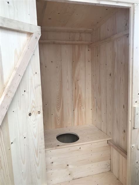 Туалет деревяний вуличний конструкторний 3 500 грн Інші будматеріали Коломия на Olx