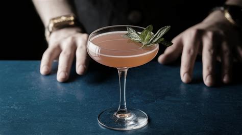 Exploring Modern Trends In Cocktail Presentation Feel Good