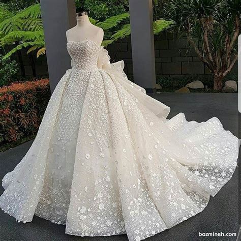 لباس عروس دکلته با دامن دنباله دار Wedding Dresses Dream Wedding
