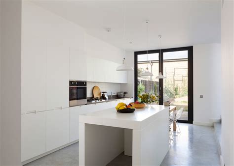 Scenario Architecture Extension Features A Walkway For Cats