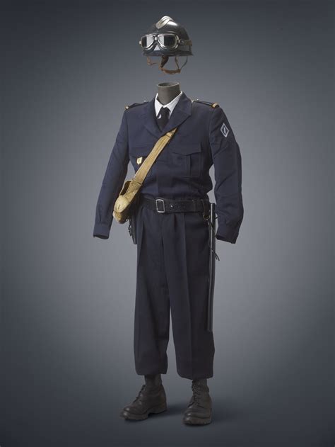 Law Enforcement Uniforms La Compagnie Du Costume