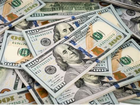 Curs Valutar Bnr 12 Septembrie 2023 Ce Valoare A Atins Marți Moneda Euro și Dolarul American