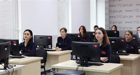 112 შინაგან საქმეთა მინისტრი გეკა გელაძე მოადგილესთან გიორგი ბუთხუზთან ერთად