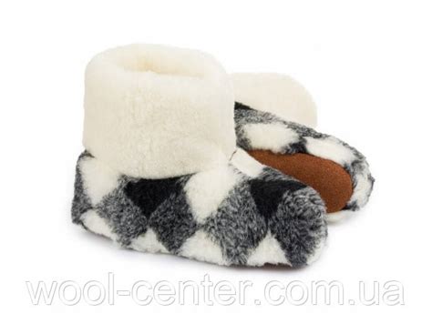 Чуні з овчини Ромби продаж ціна у Івано Франківській області Чоловічі домашні капці від Wool