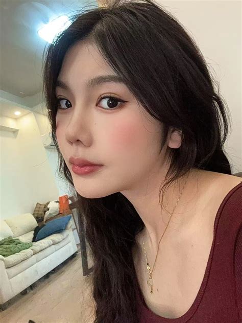 Anna Weiweiのキャストのプロフィール Myavlive