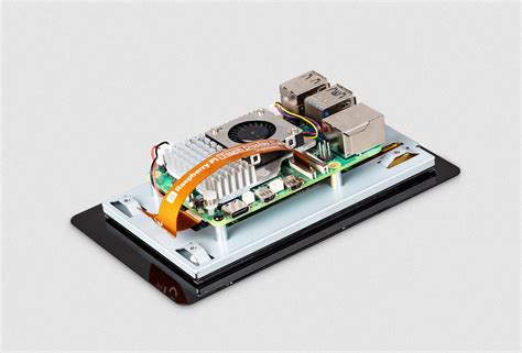 Raspberry Pi 推出新款 5 英寸触摸显示屏 2，售价 40 美元，支持全操作系统 Notebookcheck News