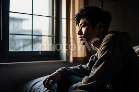 無気力な若い男性 No 26456209｜写真素材なら「写真ac」無料（フリー）ダウンロードok