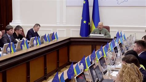 Транспортний безвіз між Україною та Євросоюзом продовжено до кінця червня 2025 року Новини Live