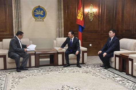 Өрийн удирдлагын тухай хуульд нэмэлт өөрчлөлт оруулах төслийг өргөн