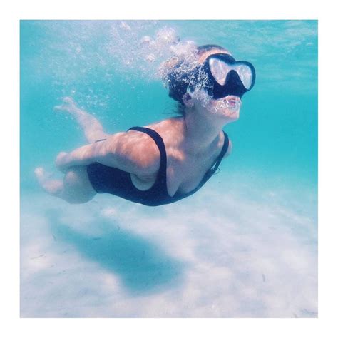 កោះរ៉ុងសន្លឹម 🇰🇭 Ams Central