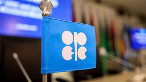Opec Haggles Over Possible Output Cuts After Day One Of Meeting