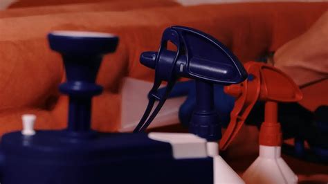 Хімчистка меблів Хуст Захотів пан О перетягнути тканину на даному дивані але часу щоб тим