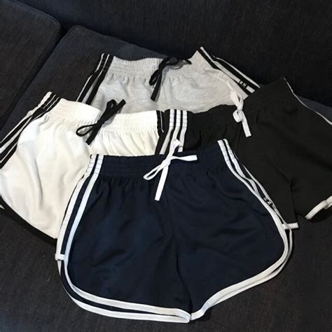 พร้อมส่ง มีfreesizeและxl กางเกงขาสั้น ผู้หญิง 3 แถบ กางเกงสายฝอ ผ้าอย่างดี มีมากกว่า25สี