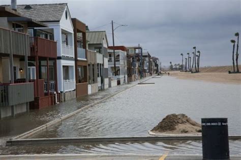 Streets Reopen In Long Beach Monday Officials Assess Flood Damage