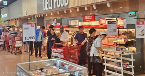 3000원대 5000원대…대형마트는 ‘극가성비 치킨 전쟁 중