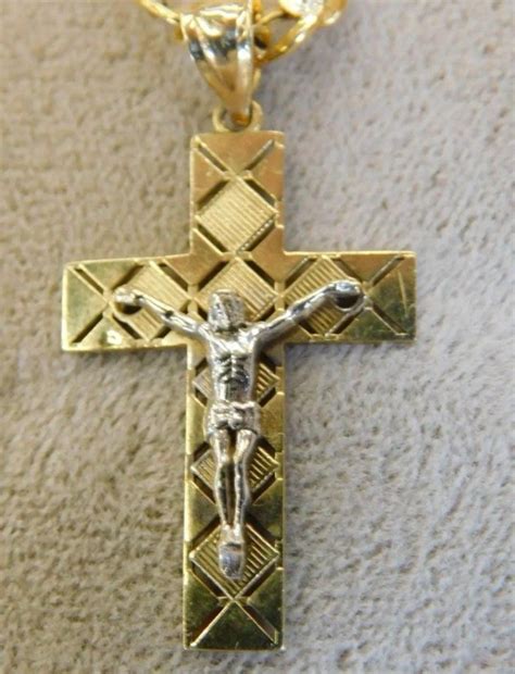 14k Gold Diamond Cut Cuban Link Chain With Cross Pen Gem