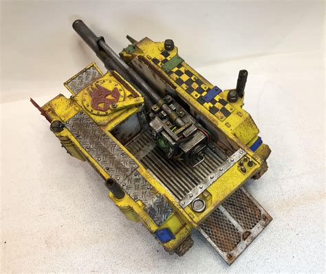 Kitbashed A Warhammer 40k Chaos Rhino To A Looted Ork Tank Candc Welcome