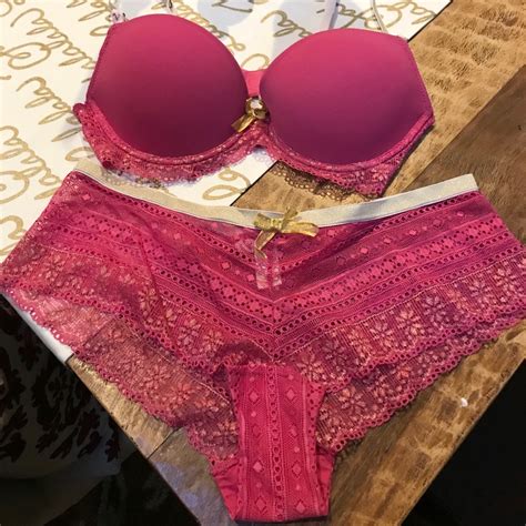 Victorias Secret Demi Bra And Matching Panty Nwot Val Gem
