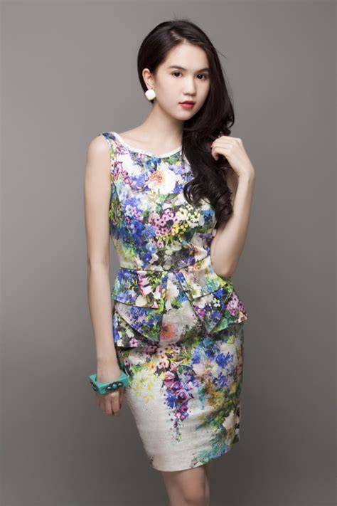 Ngoc Trinh Beautiful With Skirt Viet Nam Bikini Model 1000 Asian Beauties Part 2