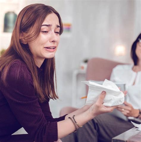 Млада майка изрева Животът ми след сватбата се превърна в кошмар нямам сили да оцелявам какво