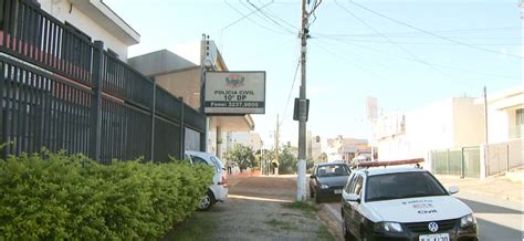 Mulher que acusa policial civil de estupro dentro de cadeia em Paulínia fala pela ª vez