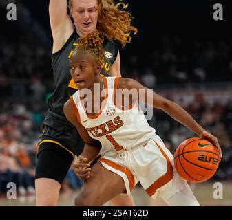 Texas Guard Bryanna Preston 1 During The Second Half Of An Ncaa