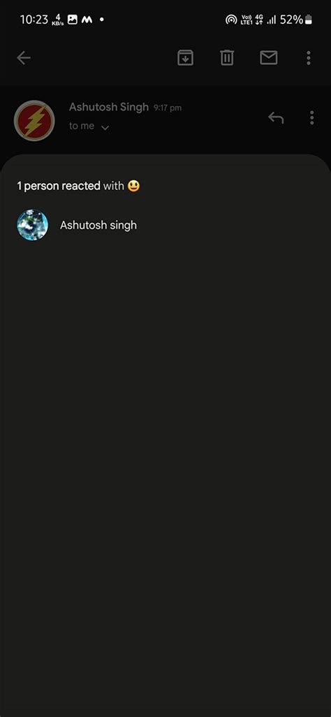 如何在 Android 版 Gmail 中向电子邮件发送表情符号反应