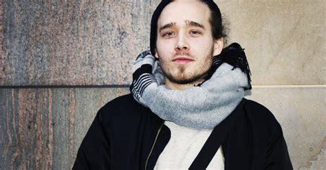 Kocken Som Pratar Sex Med Unga I Häktet