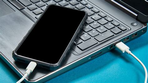 How To Clean A Charging Port Tech Expert Reveals 5 Simple Hacks