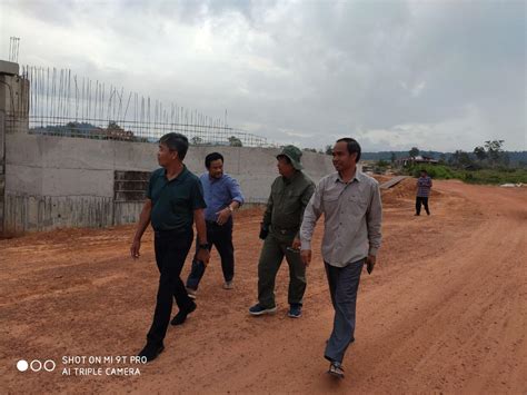 ឯកឧត្តម នាយឧត្តមសេនីយ៍ ប៊ុន លើត រដ្ឋលេខាធិការក្រសួងការពារជាតិ បានអញ្ជើញចុះពិនិត្យ សមិទ្ធផលនានា