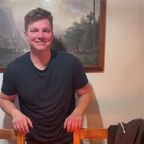 Robert Garrison Brown Promiflash