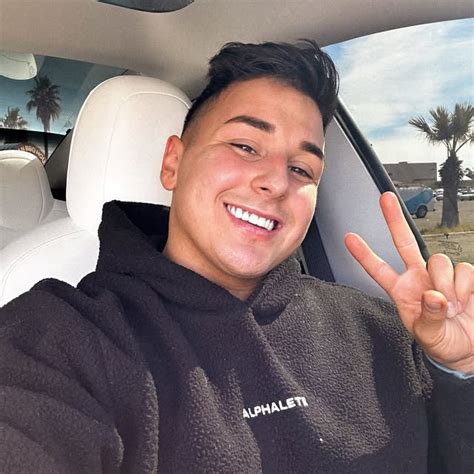 Johnathan Ramos John Ramos • Threads Say More